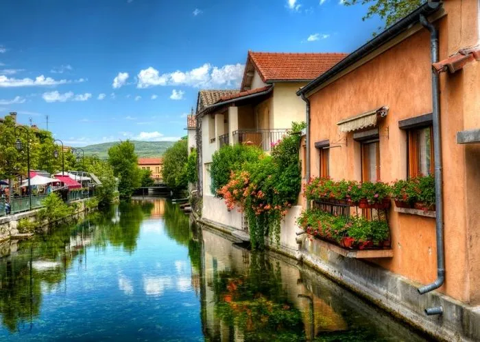 Romantic Getaway in Provence: Our Complete Guide